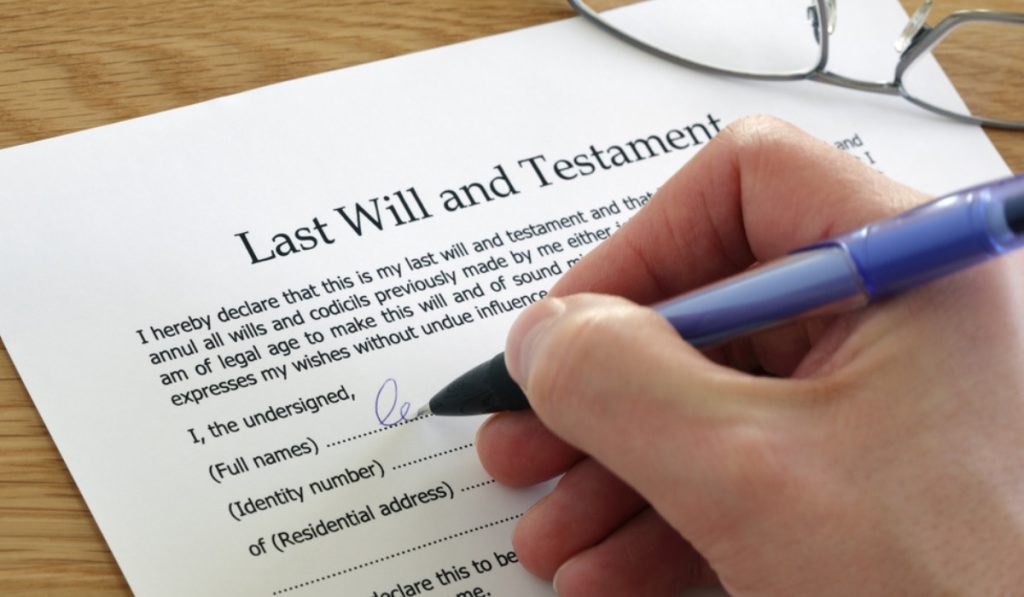 Benefits of Writing a Will in the UK